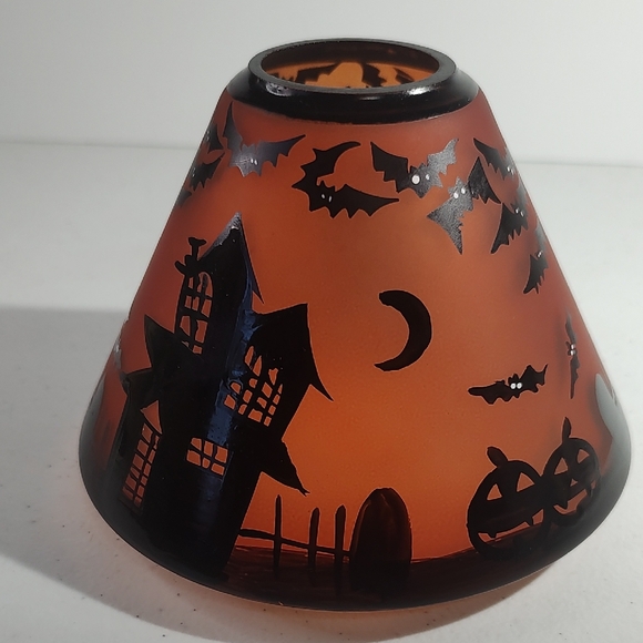 Yankee Candle | Accents | Yankee Candle Spooky Orange Glass Haunted ...
